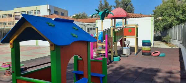 ΣΥΝΤΗΡΗΣΗ ΚΑΙ ΕΛΑΙΟΧΡΩΜΑΤΙΣΜΟΣ ΠΑΙΔΙΚΗΣ ΧΑΡΑΣ 4ου ΝΗΠΙΑΓΩΓΕΙΟΥ ΛΑΥΡΙΟΥ ...