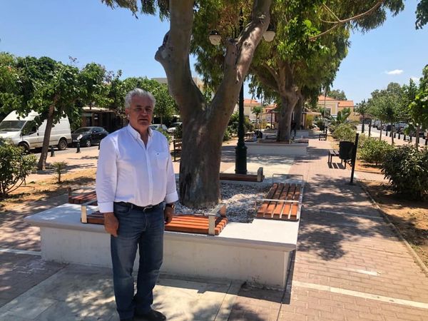 ΤΟΠΟΘΕΤΗΣΗ ΠΑΓΚΑΚΙΩΝ ΣΤΗΝ ΚΕΝΤΡΙΚΗ ΠΛΑΤΕΙΑ ΛΑΥΡΙΟΥ [ΙΟΥΝ. 2019] – ΔΑΝΕΤΑΛ