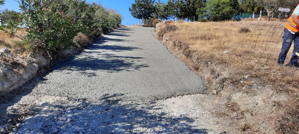 ΕΠΙΣΚΕΥΗ ΔΡΟΜΟΥ ΜΕ ΜΠΕΤΟΝ, ΑΓ. ΜΑΡΙΝΑ, ΠΛΑΚΑ ΚΕΡΑΤΕΑΣ [ΙΟΥΛ. 2021 ...