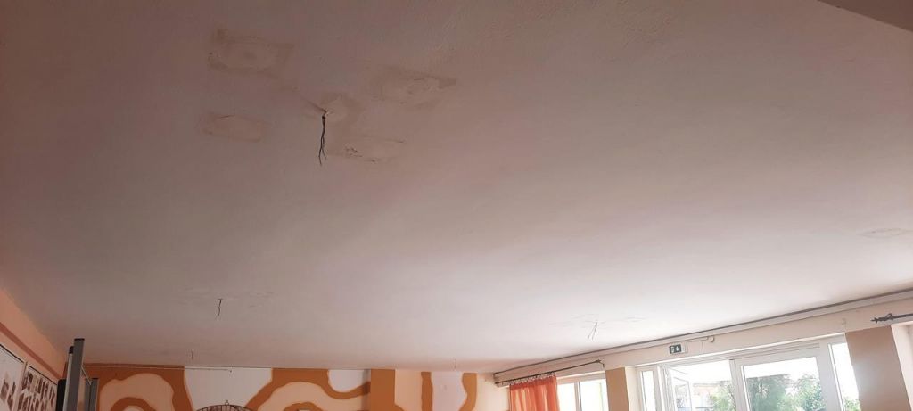 ΕΛΑΙΟΧΡΩΜΑΤΙΣΜΟΣ ΑΙΘΟΥΣΩΝ, 2ο ΔΗΜΟΤΙΚΟ ΣΧΟΛΕΙΟ, ΚΕΡΑΤΕΑ – [ΙΟΥΛ. 2023 ...