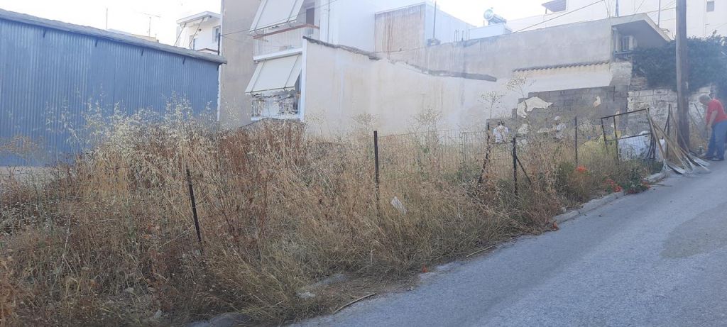 ΚΑΘΑΡΙΣΜΟΣ ΟΙΚΟΠΕΔΟΥ ΕΠΙ ΟΔΟΥ ΤΙΤΑΝΩΝ, ΛΑΥΡΙΟ – [ΙΟΥΛ. 2023] – ΔΑΝΕΤΑΛ